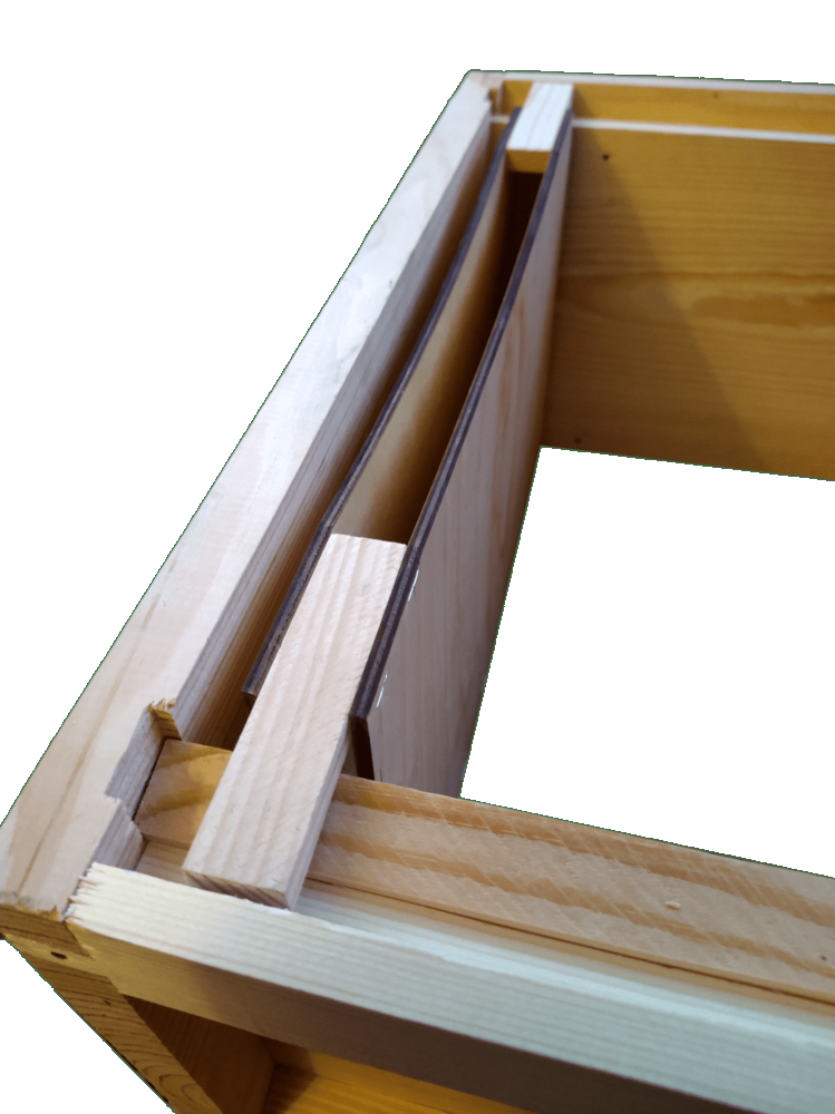 Frame Feeder for a British National Brood Box