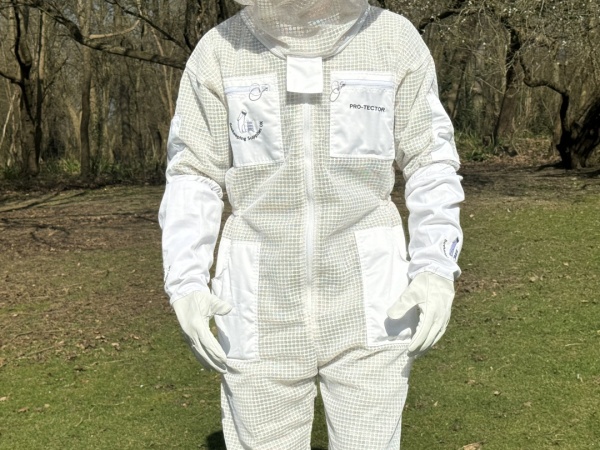 ProTector - Ventilated 3 Layer Suit with Fencing Veil