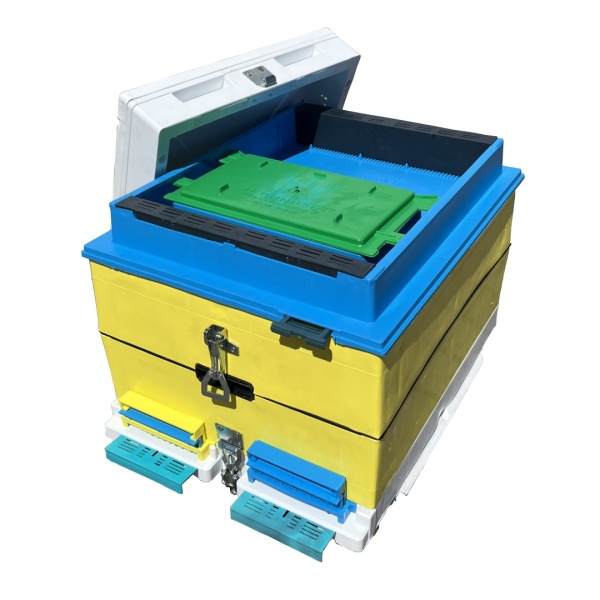 Technoset Langstroth Hive with No Supers - Yellow