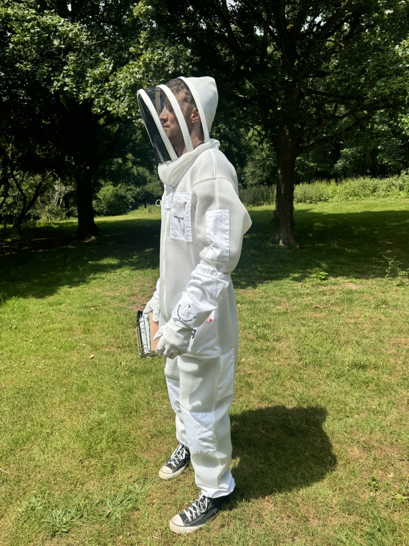 ProTector Lite - Suit with Fencing Veil