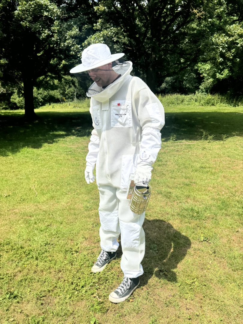 ProTector Lite - Suit with Round Veil