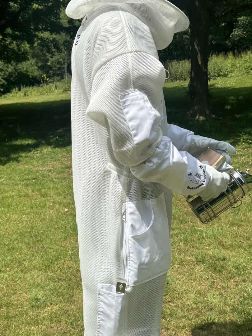 ProTector Lite - Suit with Round Veil